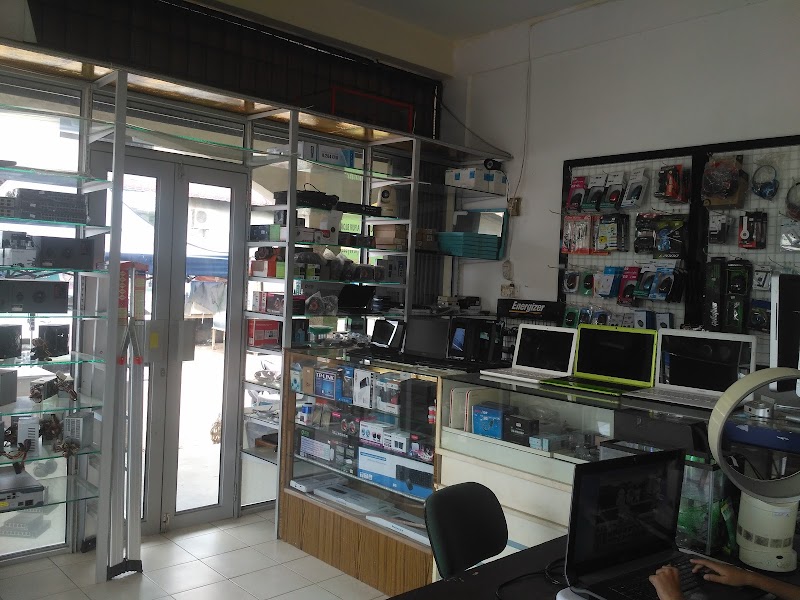 9 Toko Komputer Terbaik di Batam 💻 (2023)