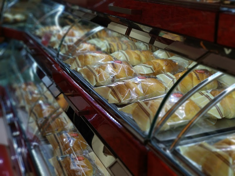 8 Toko Roti Terbaik di Batam 🍞 (Lezat & Bervariasi)