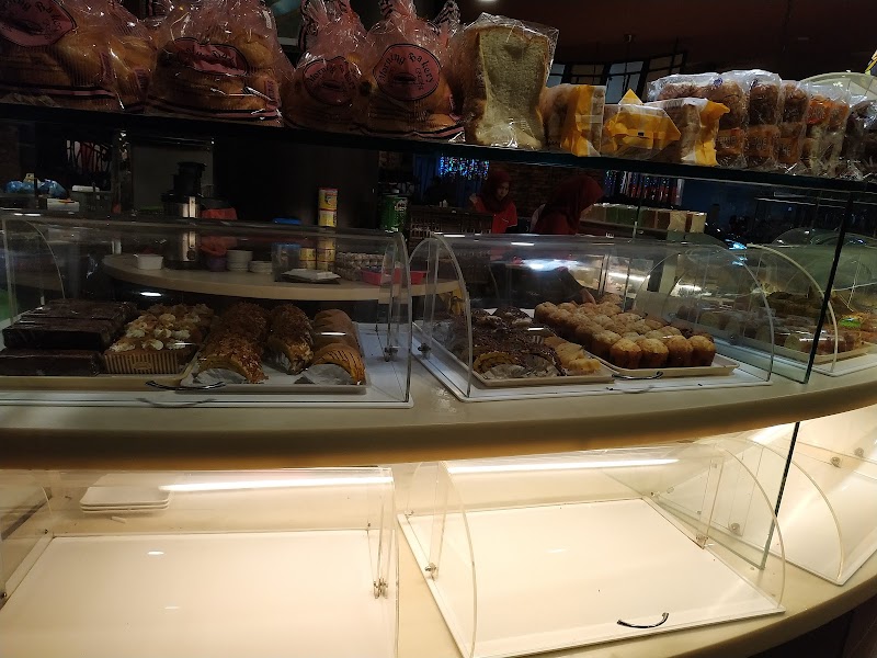 8 Toko Roti Terbaik di Batam 🍞 (Lezat & Bervariasi)